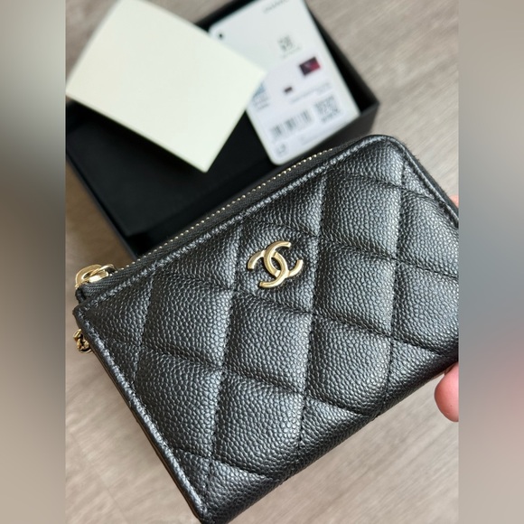 CHANEL | Bags | Chanel Zip Keyholder | Poshmark